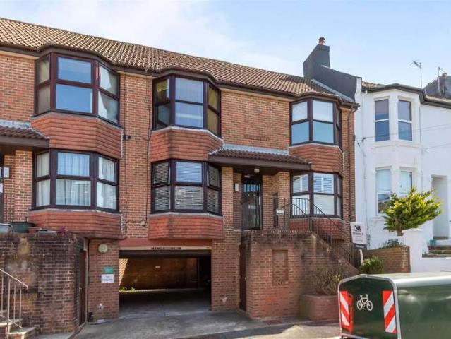 1 Bedroom Apartment Flat