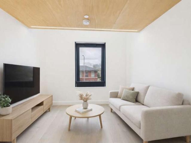 1 Bedroom Apartment Flat