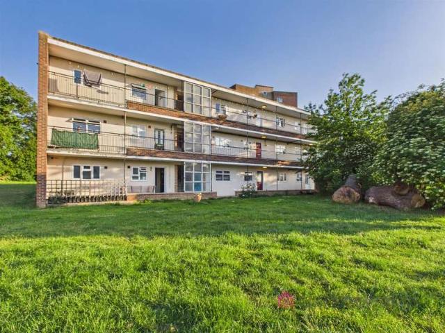 1 Bedroom Apartment Flat
