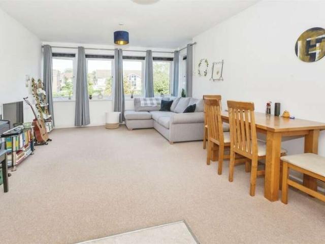 1 Bedroom Apartment Flat