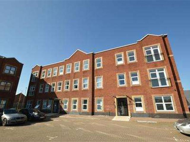 1 Bedroom Apartment Flat