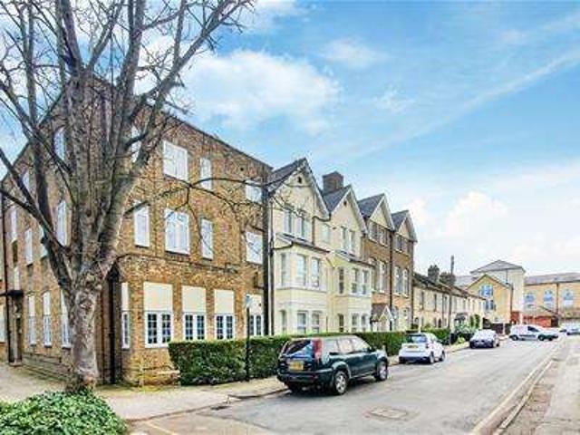 1 Bedroom Apartment Flat