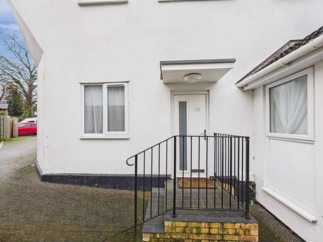 1 Bedroom Apartment Flat