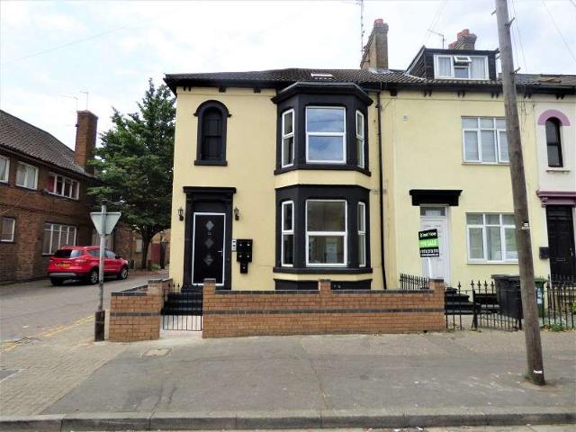 1 Bedroom Apartment Flat