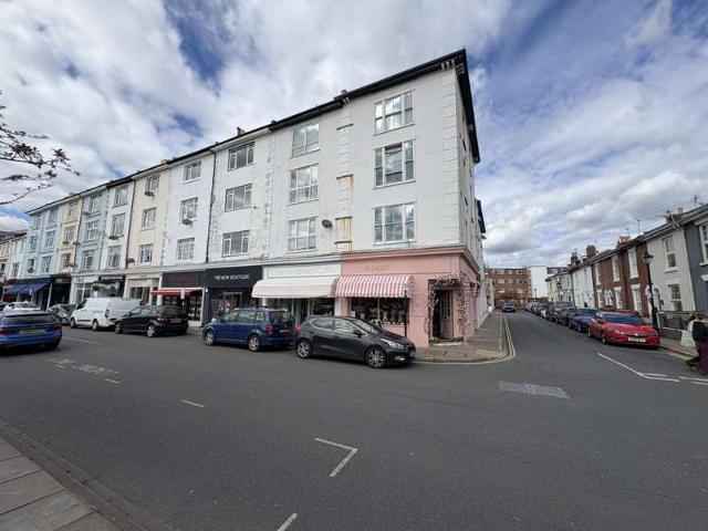 1 Bedroom Apartment Flat