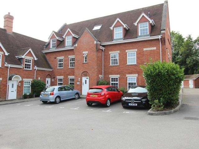 1 Bedroom Apartment Flat