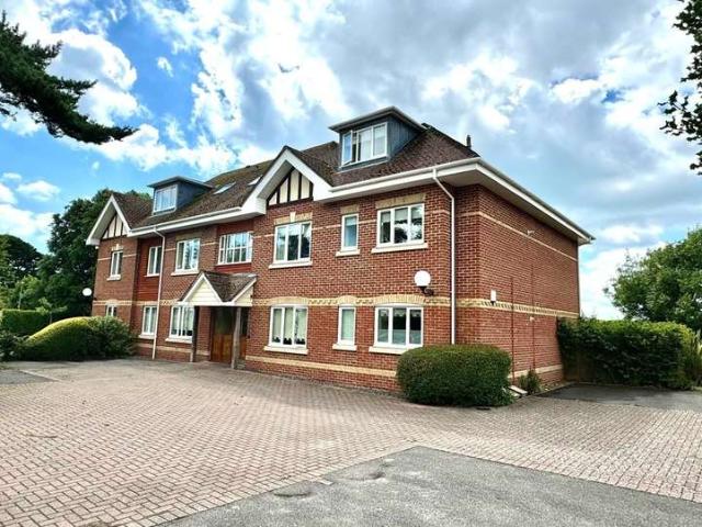1 Bedroom Apartment Flat