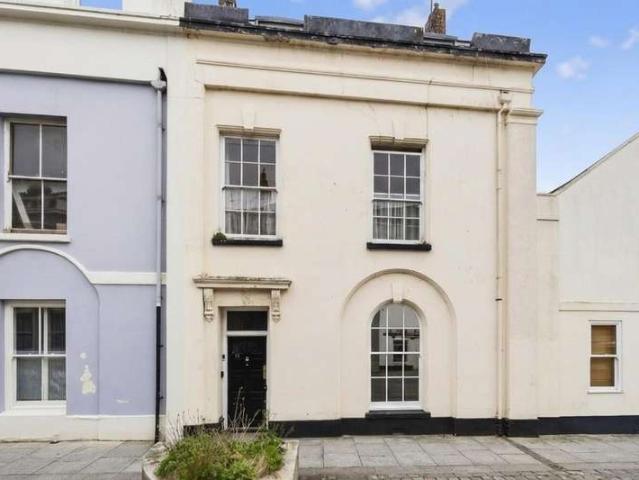 2 Bedroom Apartment Flat