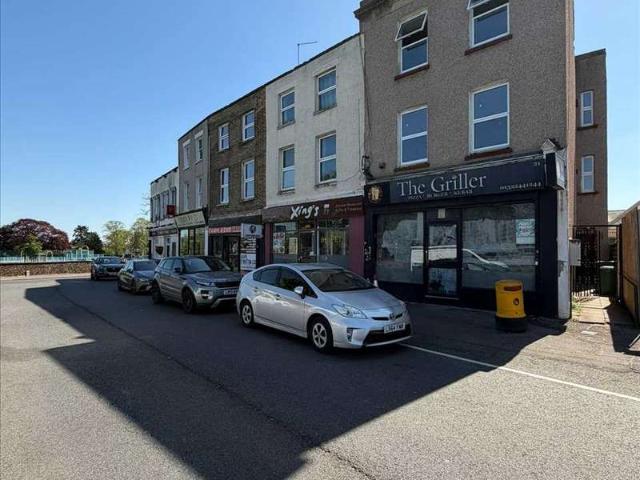 1 Bedroom Apartment Flat