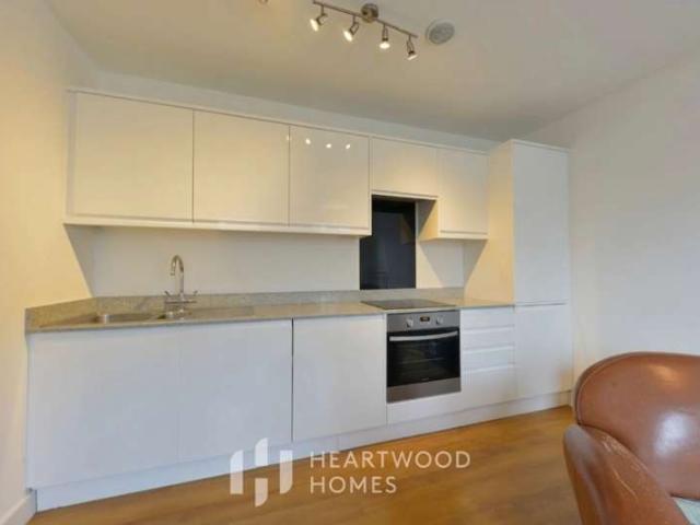 1 Bedroom Apartment Flat