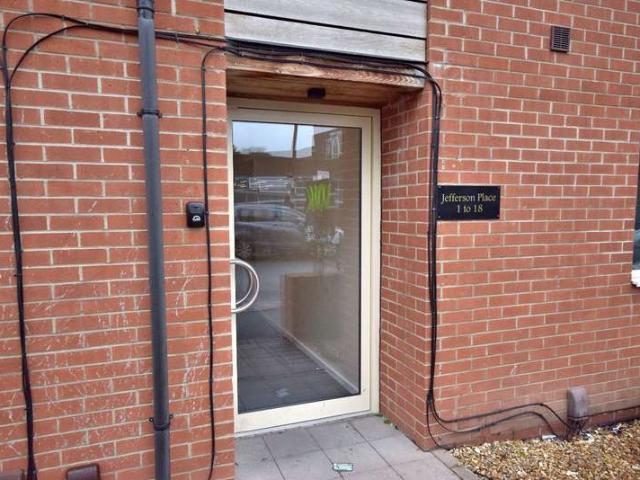 1 Bedroom Apartment Flat