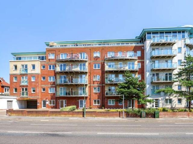 1 Bedroom Apartment Flat