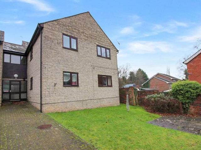 1 Bedroom Apartment Flat
