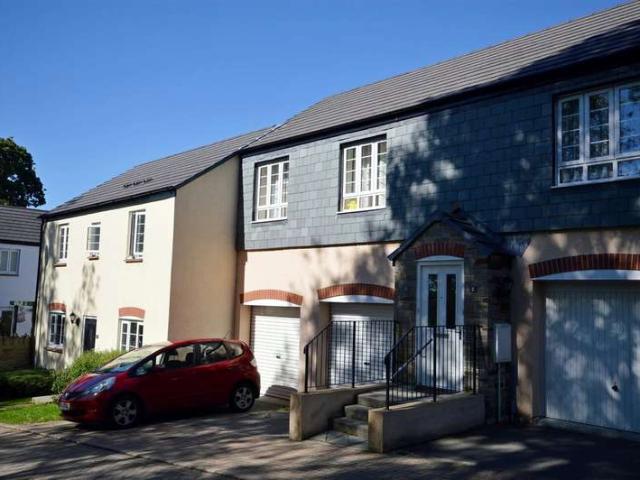 1 Bedroom Apartment Flat