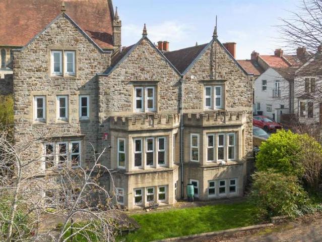 1 Bedroom Apartment Flat
