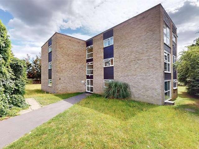 1 Bedroom Apartment Flat