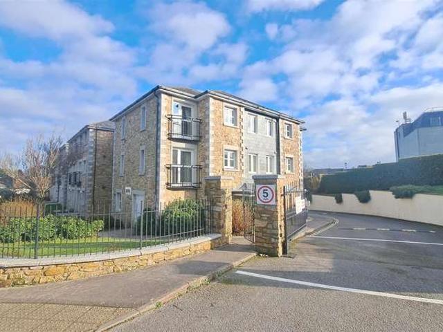 1 Bedroom Apartment Flat