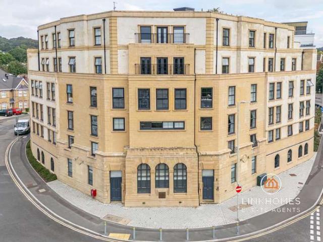 1 Bedroom Apartment Flat