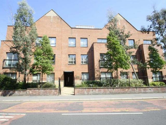 1 Bedroom Apartment Flat