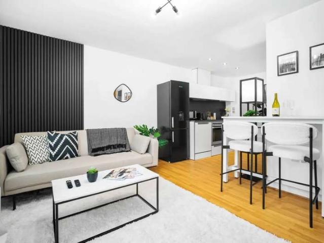 1 Bedroom Apartment Flat