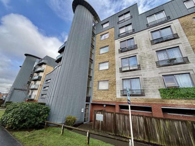 1 Bedroom Apartment Flat