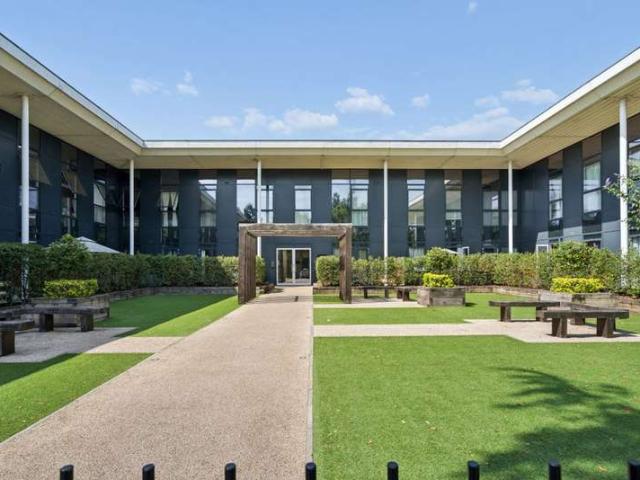 1 Bedroom Apartment Flat