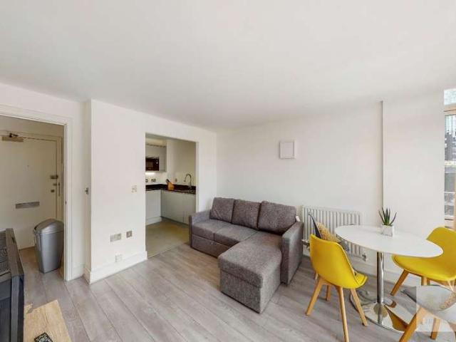 1 Bedroom Apartment Flat