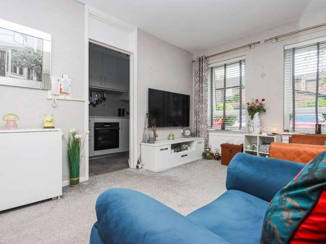 1 Bedroom Apartment Flat