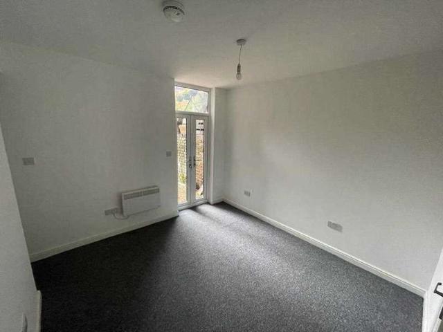 1 Bedroom Apartment Flat