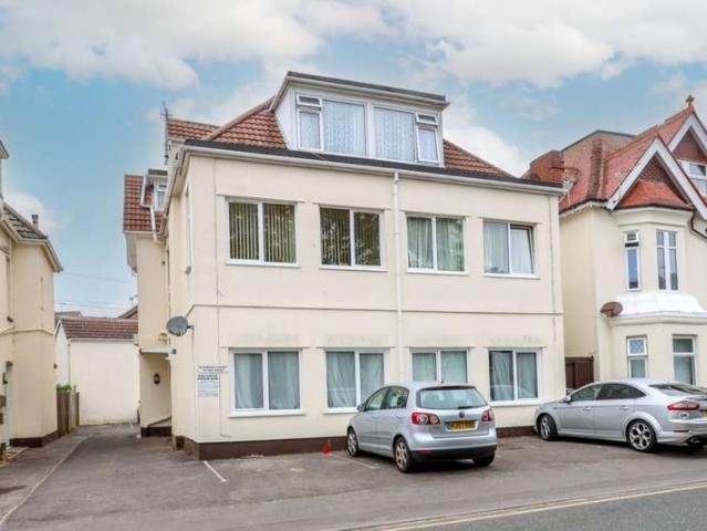 1 Bedroom Apartment Flat