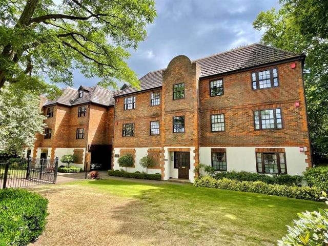 1 Bedroom Apartment Flat