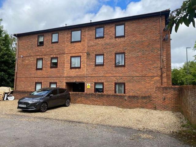 1 Bedroom Apartment Flat
