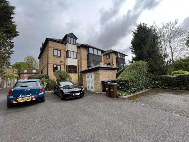 1 Bedroom Apartment Flat
