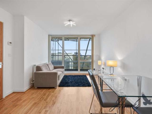 1 Bedroom Apartment Flat