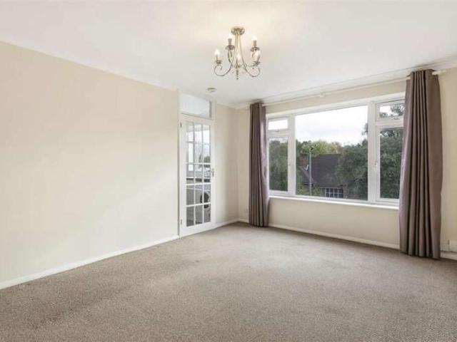 1 Bedroom Apartment Flat
