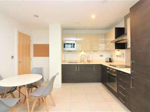 1 Bedroom Apartment Flat