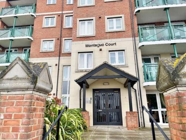 1 Bedroom Apartment Flat