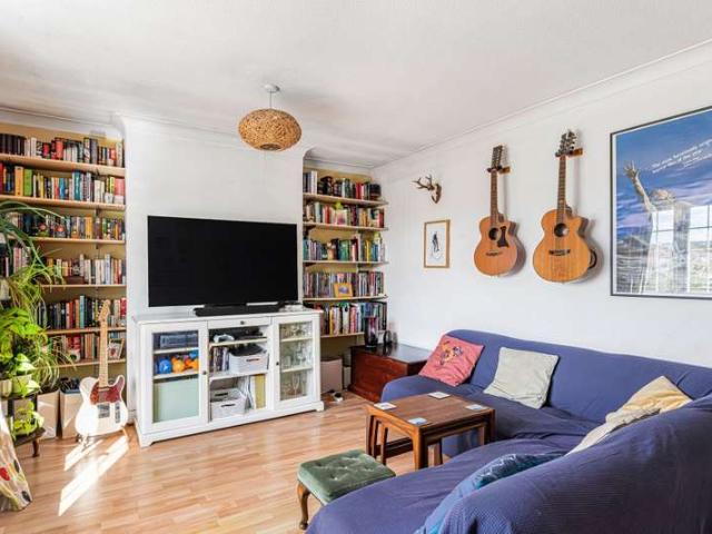 1 Bedroom Apartment Flat
