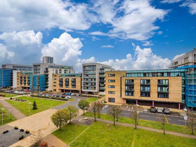 1 Bedroom Apartment Flat