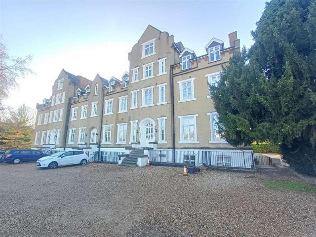 1 Bedroom Apartment Flat