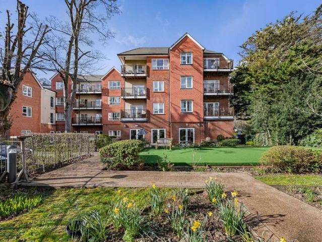 1 Bedroom Apartment Flat
