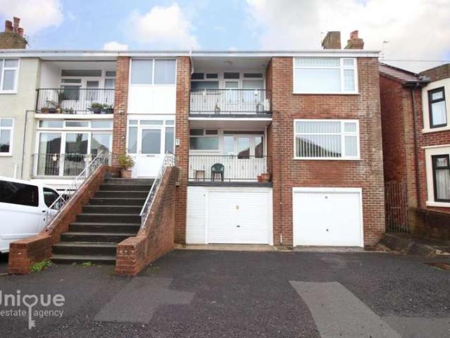 1 Bedroom Apartment Flat
