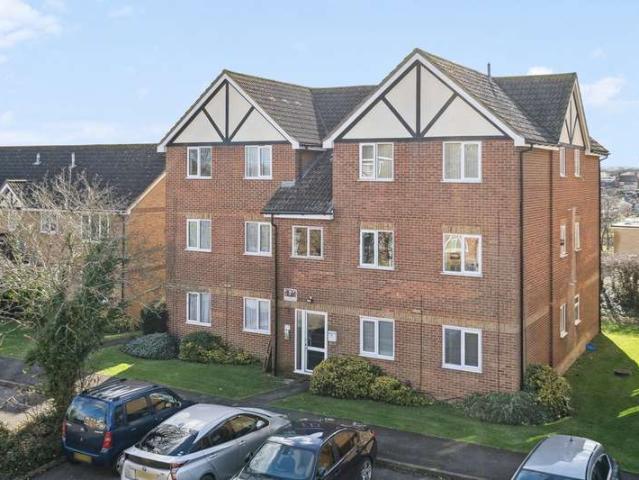 1 Bedroom Apartment Flat