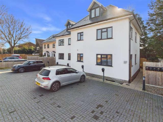 1 Bedroom Apartment Flat