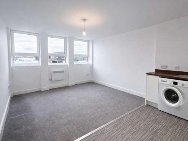 1 Bedroom Apartment Flat