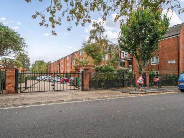 1 Bedroom Apartment Flat