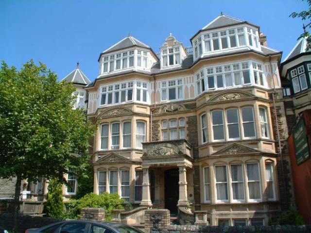 1 Bedroom Apartment Flat