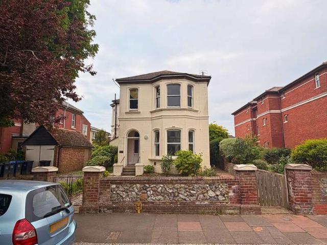 1 Bedroom Apartment Flat