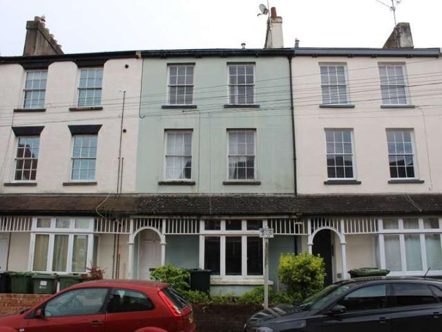 1 Bedroom Apartment Flat