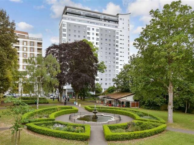 1 Bedroom Apartment Flat